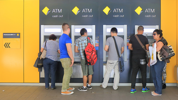 The cost of staying with your childhood bank | Money magazine