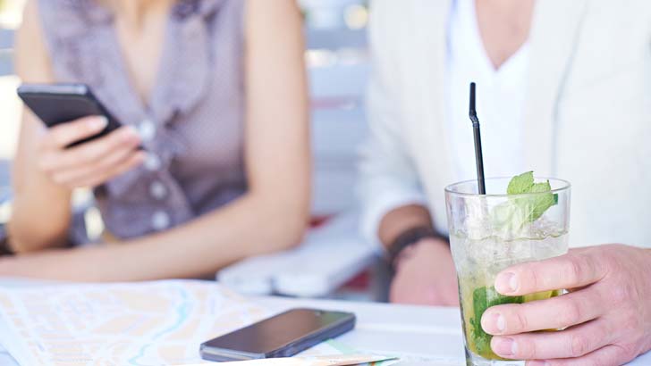 How to save money on your phone bill | Money magazine