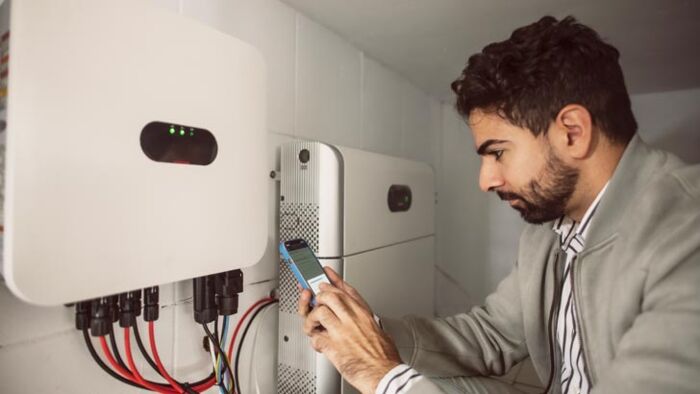 Thinking about a home battery? Waiting could cost you $9000 | Money ...