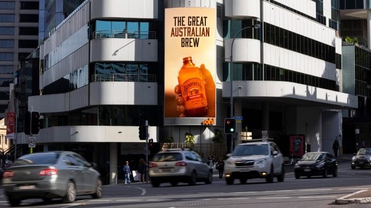 Why advertising giant oOh!media is not past its peak | Money magazine